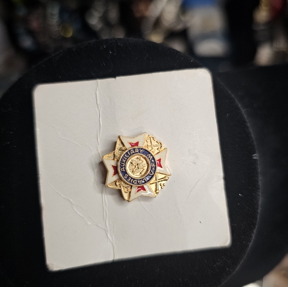 Jewelry | Vintage Ladies Auxiliary Vfw Small Hinged Back Lapel Pin ...